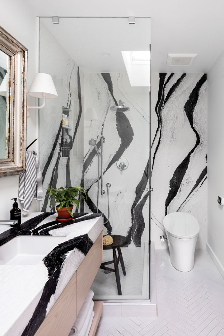 Quartz Walls Transform the Shower Space