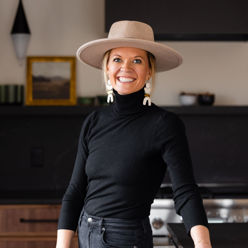 The Elegant Versatility of Black Quartz Countertops