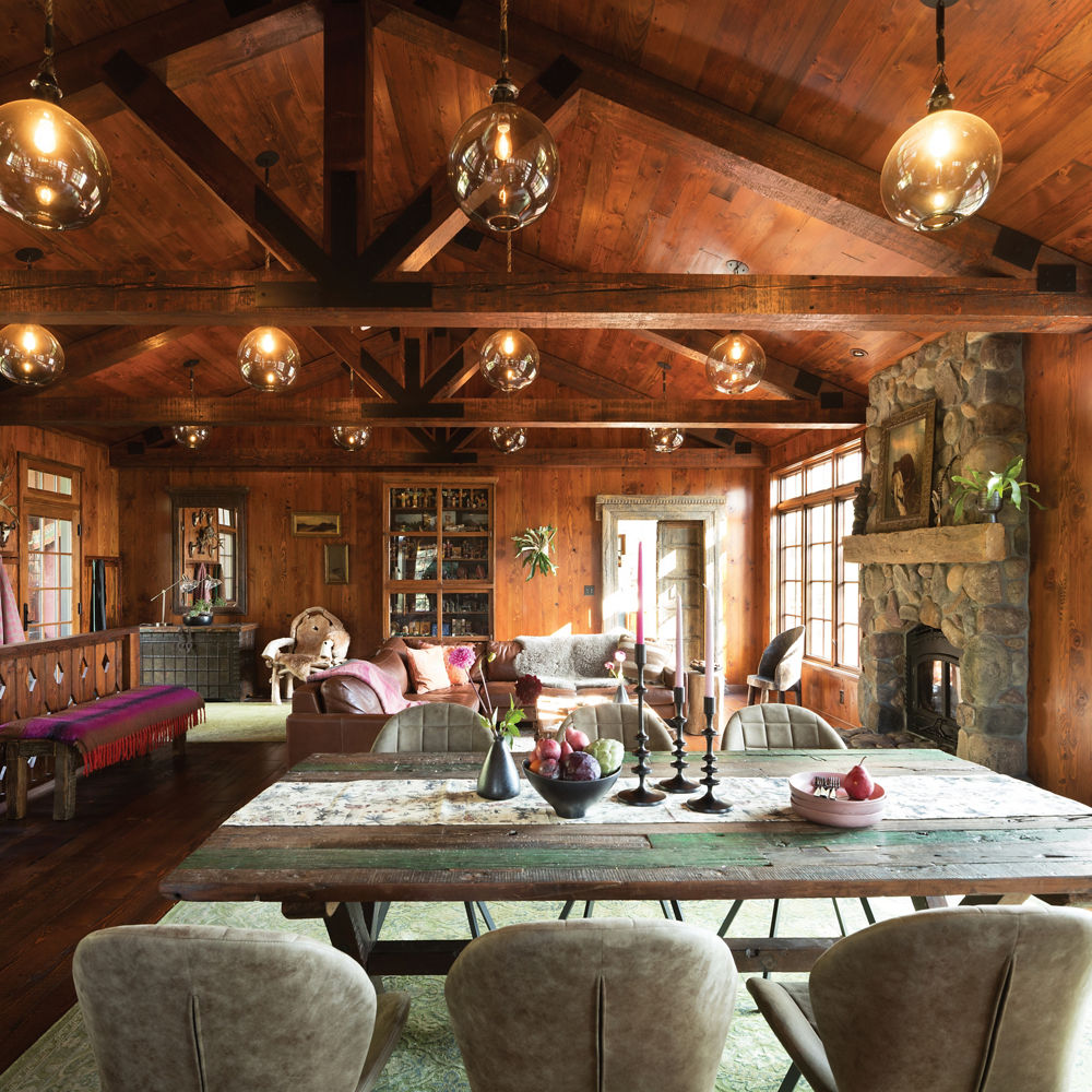 Tour This Rustic Luxe Lakeside Family Retreat Featuring Cambria