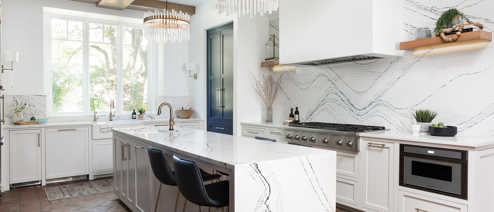 6 Modern Kitchen Backsplash Ideas to Pair with Any Quartz Countertop